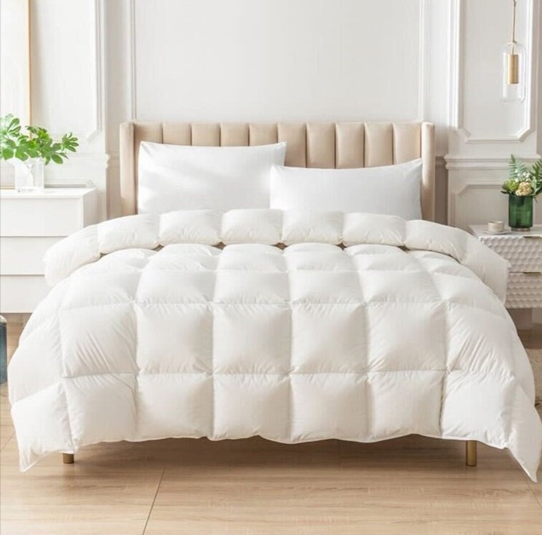 725 Loft Canadian Hutterite White Goose Down Duvet | Like Butter ...
