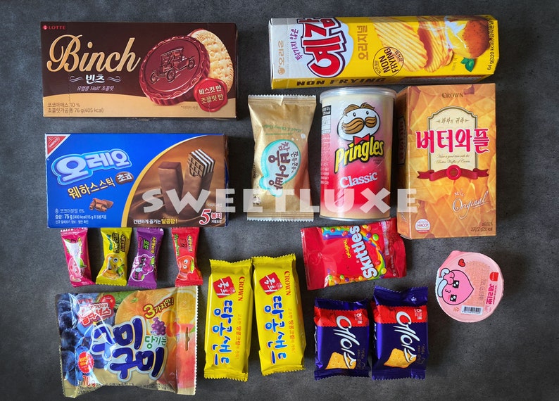 Korean Gift Snack Box, Asian Snack, Put Korean Snacks in an Handmade ...