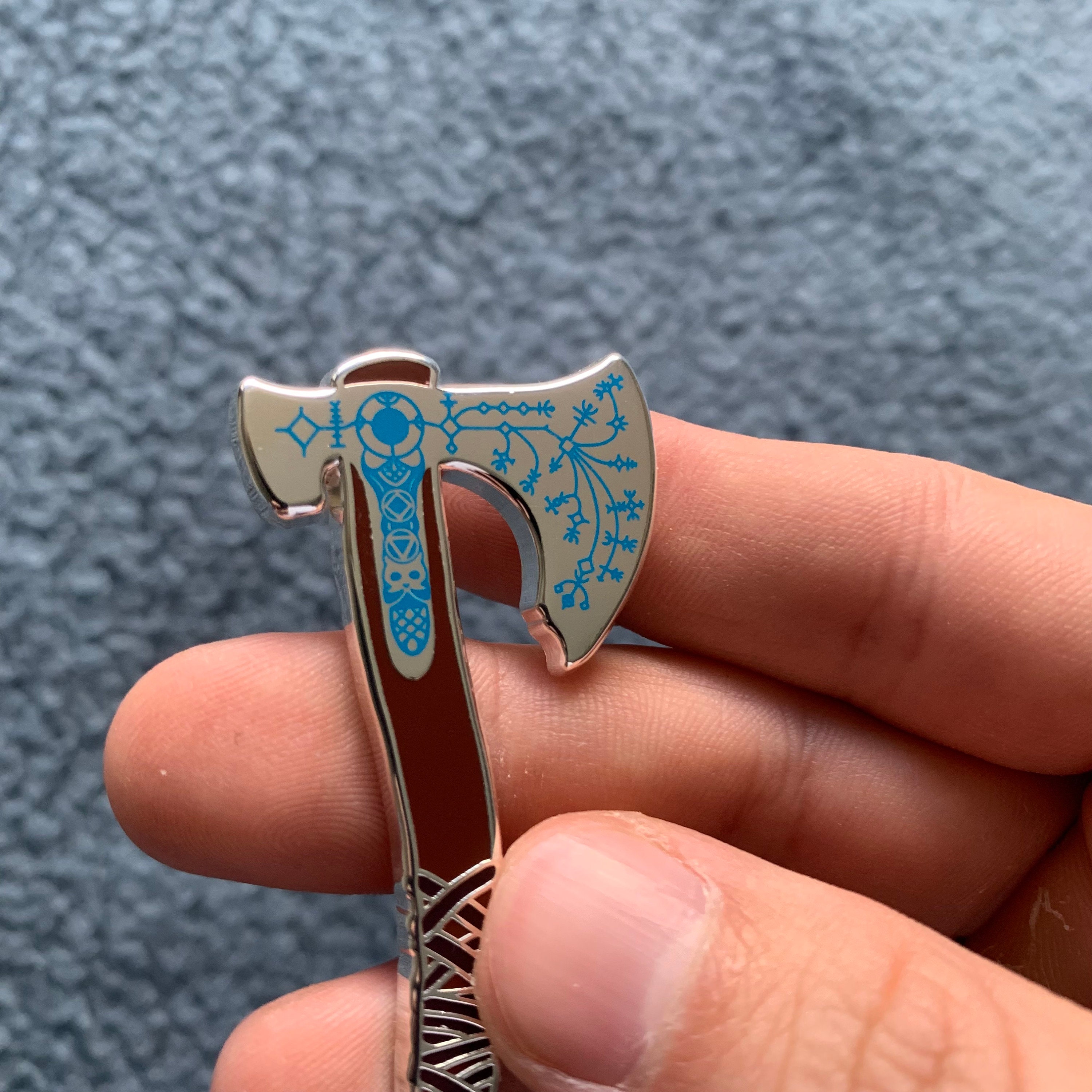 Leviathan Axe Hard Enamel Pin - Etsy
