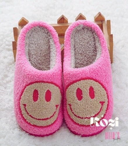 Happy Face Slippers, Smile Slippers, Happy Face Slippers, Indoor ...