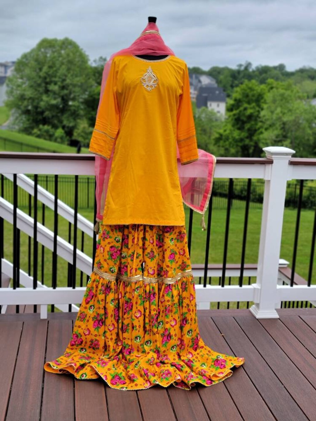 Beautiful Bright Yellow Gharara Set. - Etsy