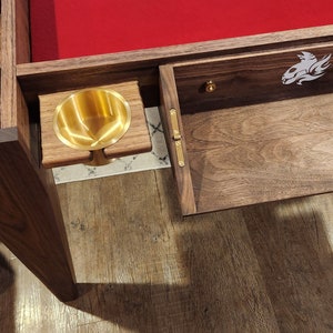 Custom Walnut Gaming Table / Dungeons and Dragons Gaming Table With ...