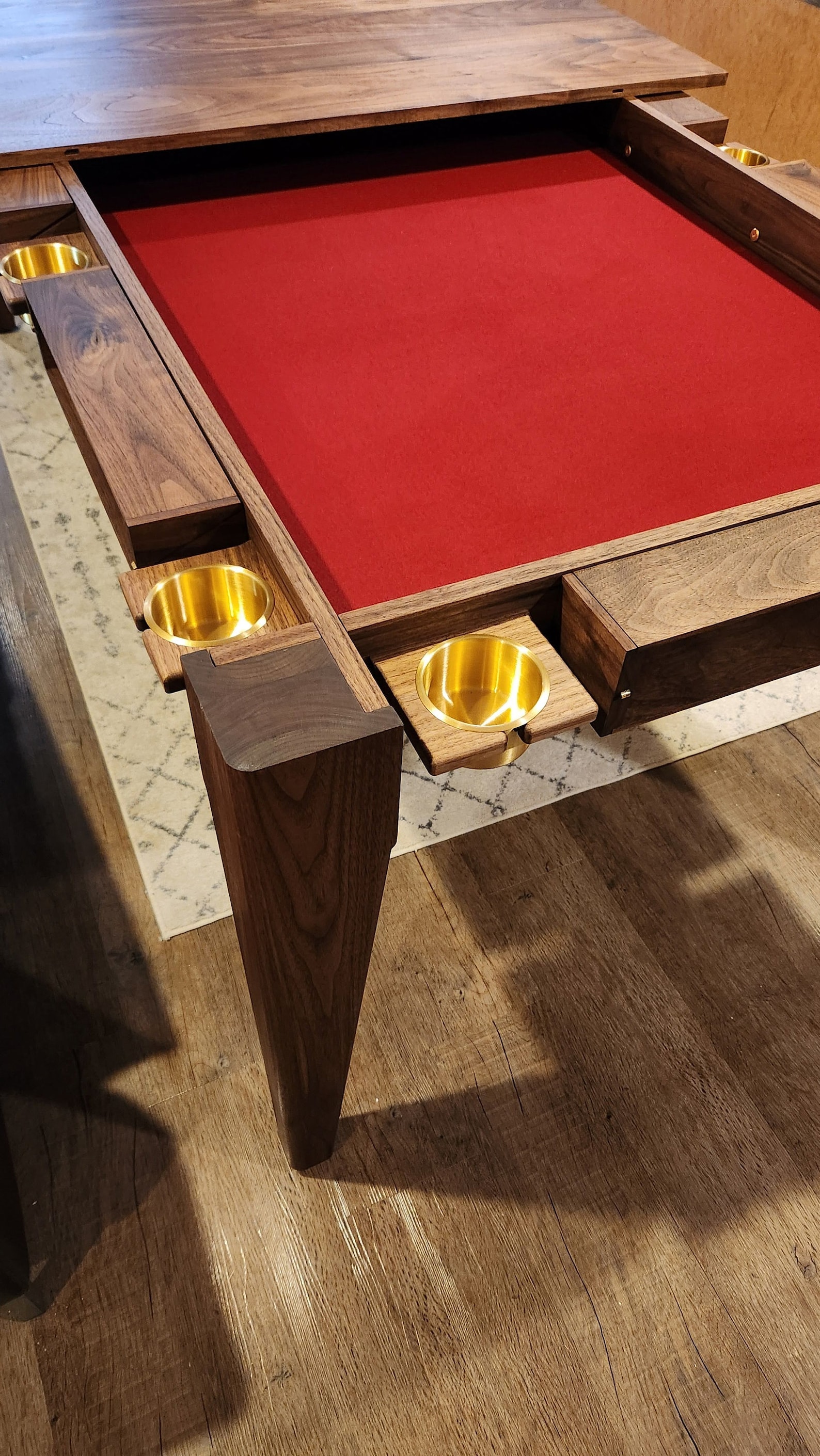 Custom Walnut Gaming Table / Dungeons and Dragons Gaming Table With ...