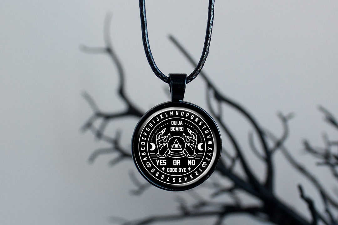 Round Ouija Board Pendant Necklace: Witchy Divination Jewelry - Etsy