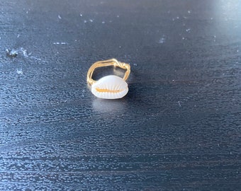 Hawaii Puka Shell Silver or Gold Wire Wrapped Ring - Etsy