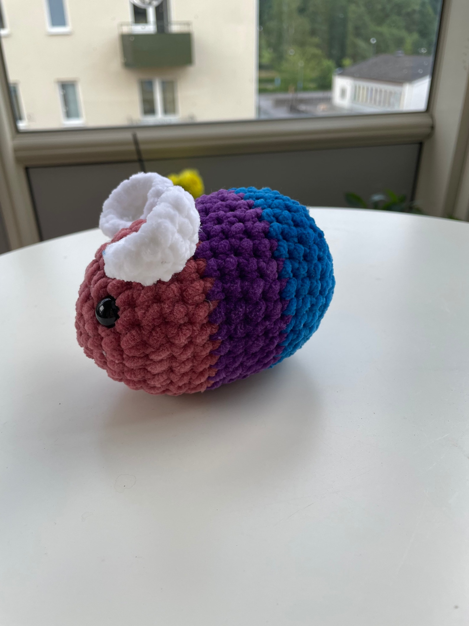 LGBTQIA Pride Flag Crochet Bees - Etsy