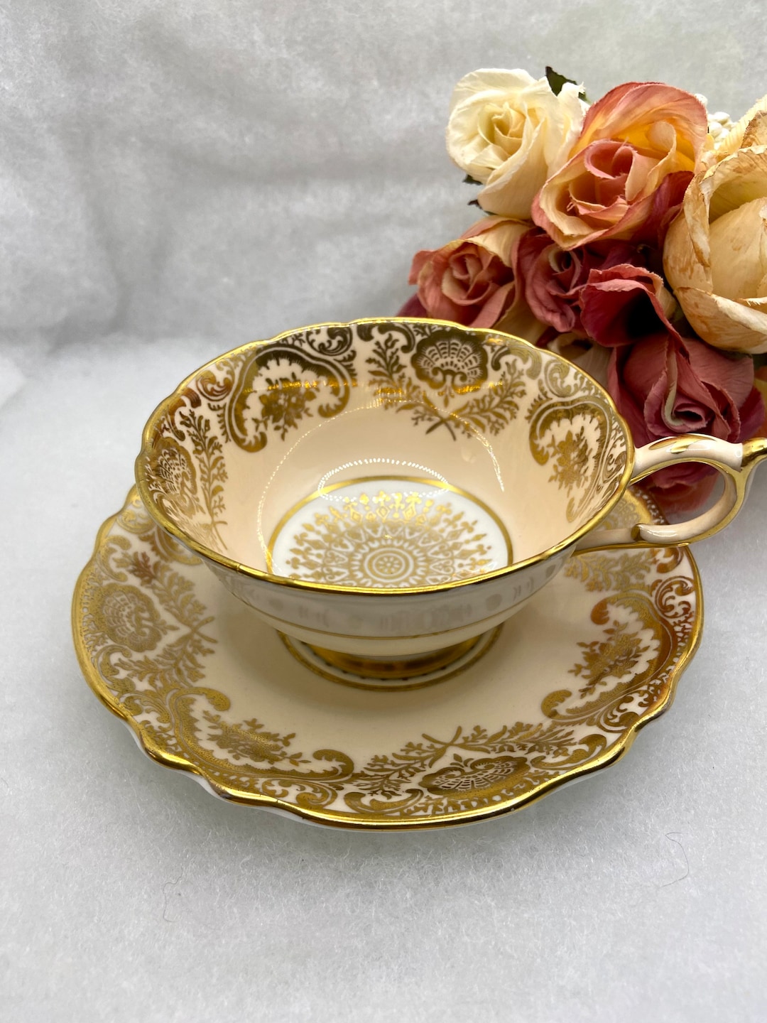 Paragon Double Warrant Beige Teacup Set Collector DW Tea Cup and Saucer ...