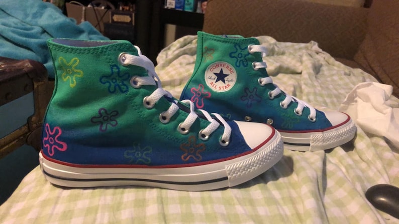 Cartoon Inspired Hand Painted Converse - Etsy