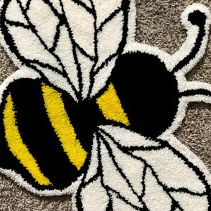 Hand-tufted Bee Rug - Etsy