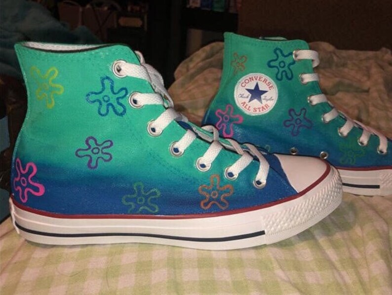Bikini Bottom Inspired Hand Painted Converse - Etsy