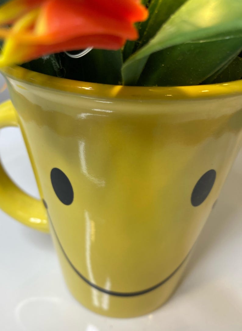 Happy Retro Birthday to You, All Smiles for a Happy Birthday, Spring or ...