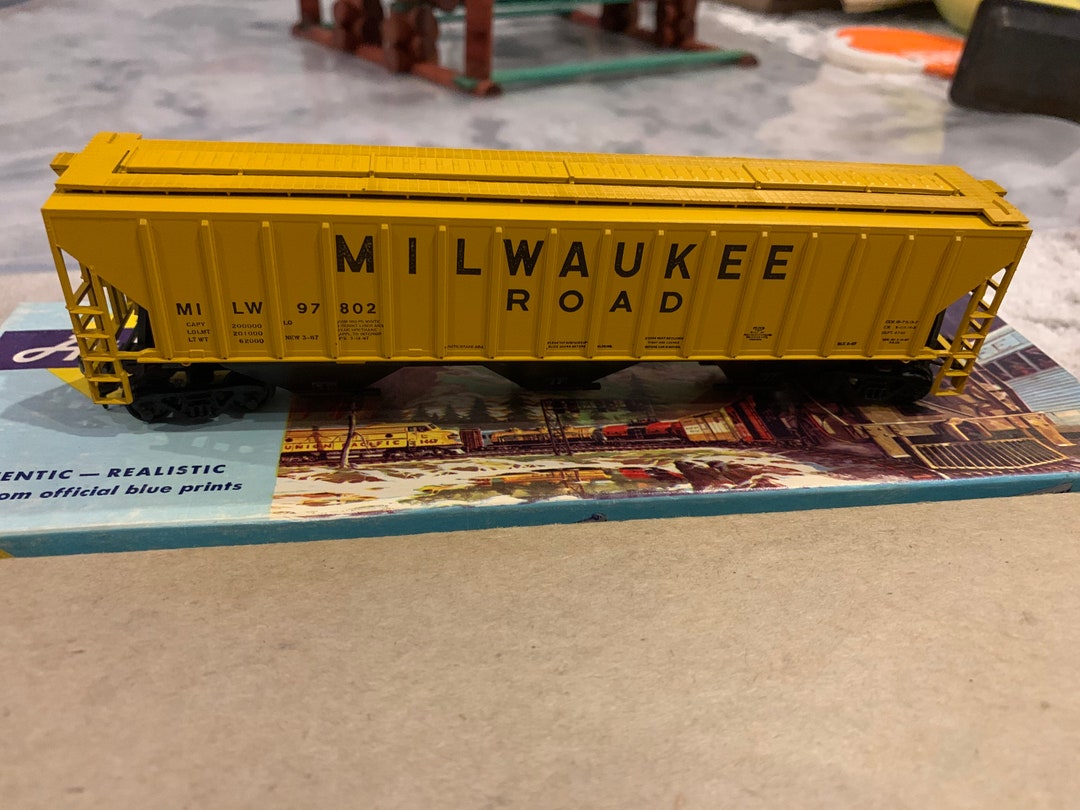 Athearn Milwaukee Road 3 Bay Hopper MILW 97802 Vintage Model Train Car ...