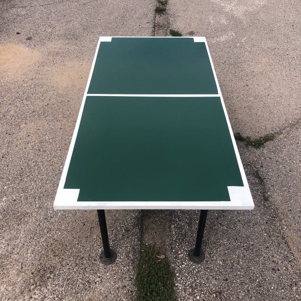 Beer Die Table - Green - Sitting Beer Die - Etsy