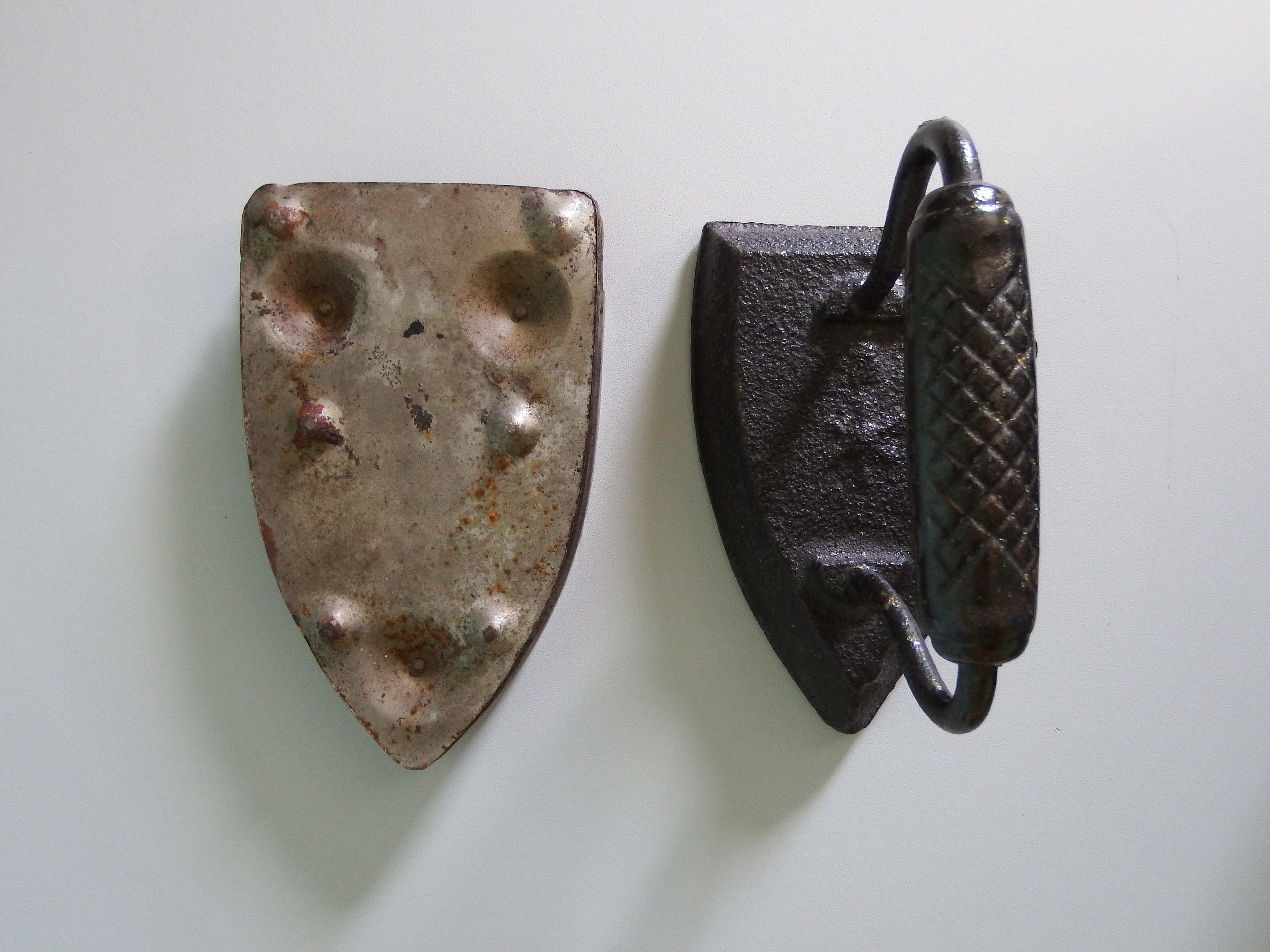 Antique Iron and Iron Rest - Etsy