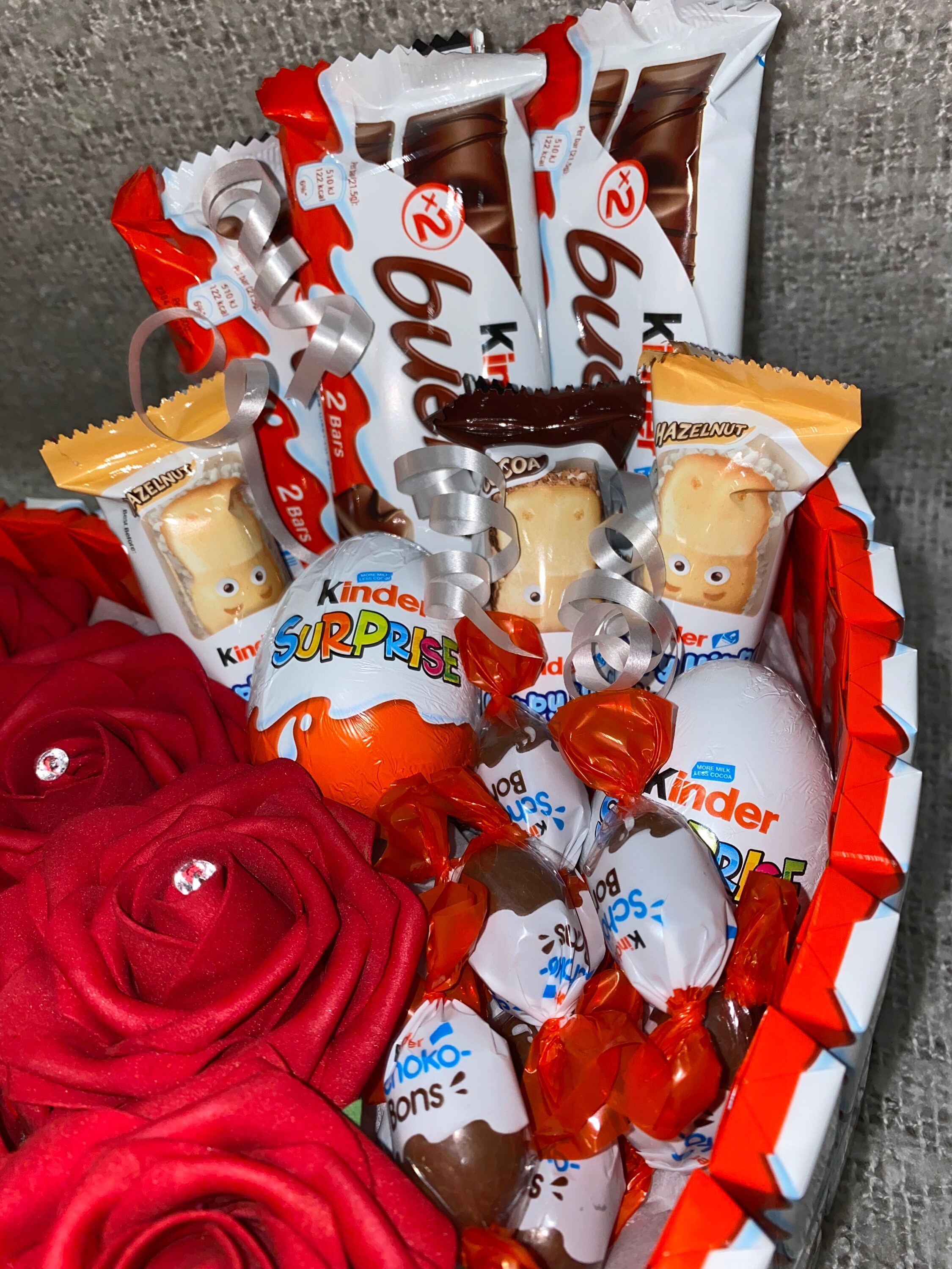 Large Kinder Bueno Heart Chocolate Gift Box Red Roses | Etsy