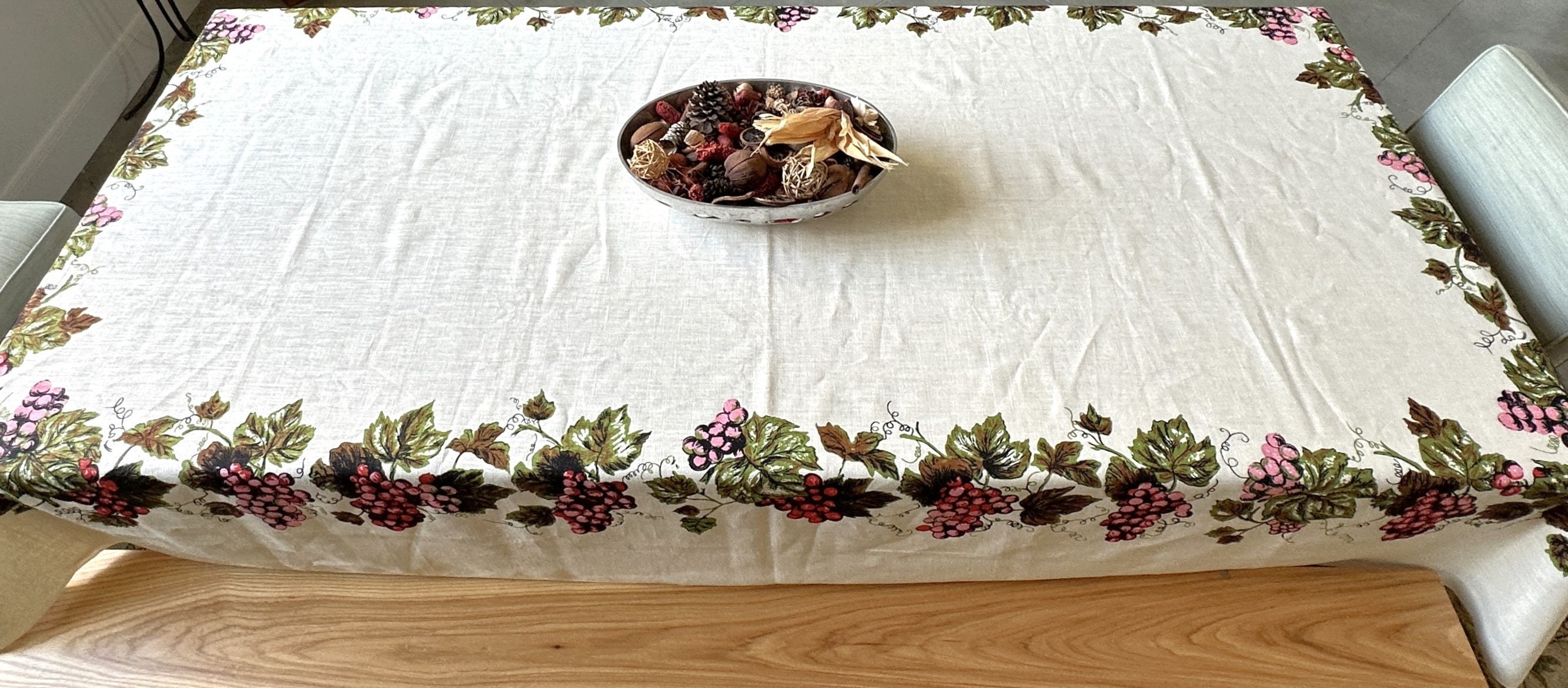 Vintage Polish Flax Linen Tablecloth: Grape Cluster Design (60