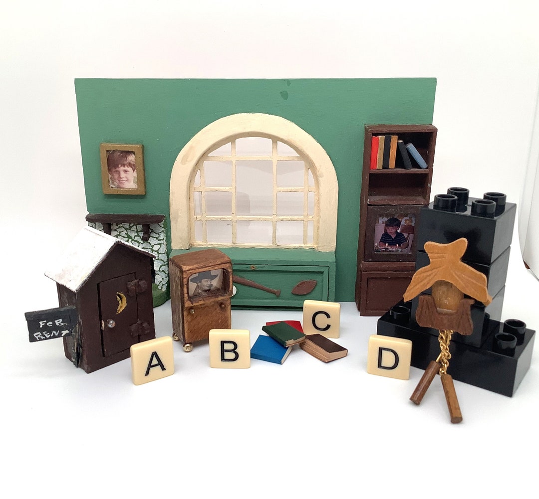 Vintage Wooden Dollhouse Miniatures: TV Console, Cuckoo Clock, Outhouse ...