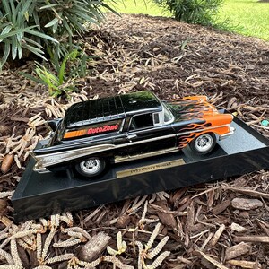 1957 Chevrolet Nomad Wagon Diecast Model Coin Bank - Auto Zone ...