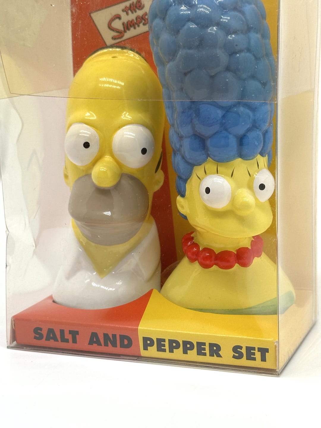 Homer and Marge Salt & Pepper Shakers/the Simpsons Collectible Salt and ...