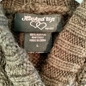 Vintage Hooked up by I.O.T Women's Sweater/vintage Brown Cable Knit ...