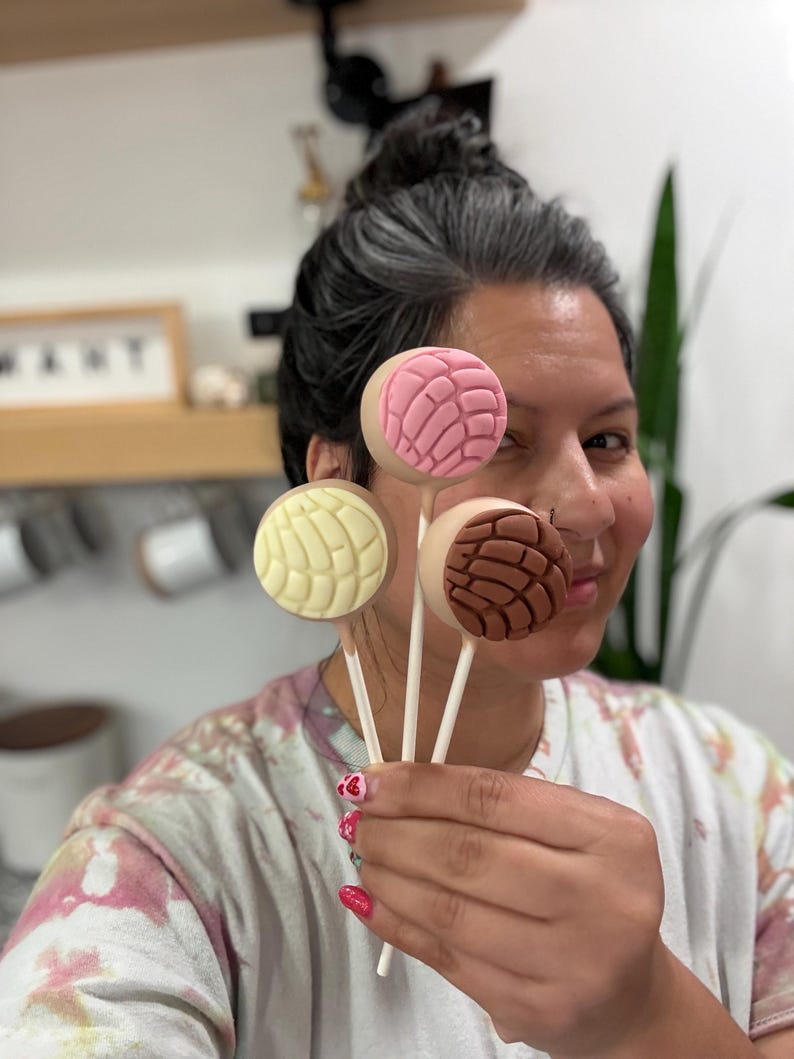 Concha Fondant Cutout - Etsy