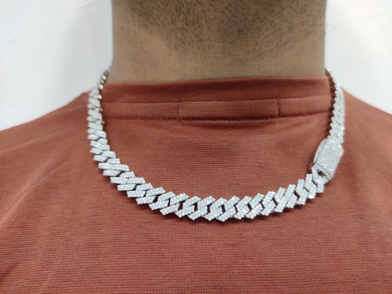 10 MM 20 Inches VVS Moissanite Diamond Cuban Link Chain - Etsy