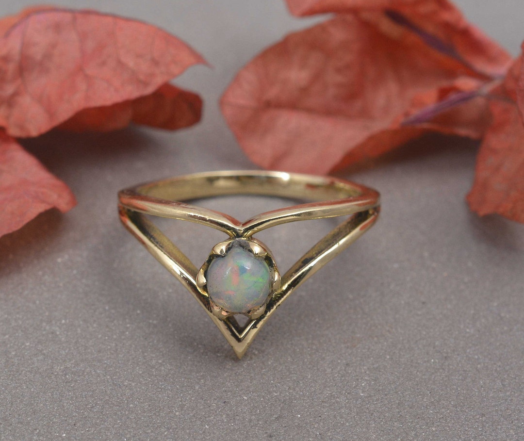 Oval Fire Opal Brass Ring: Chevron Sterling Silver Wedding Ring - Etsy