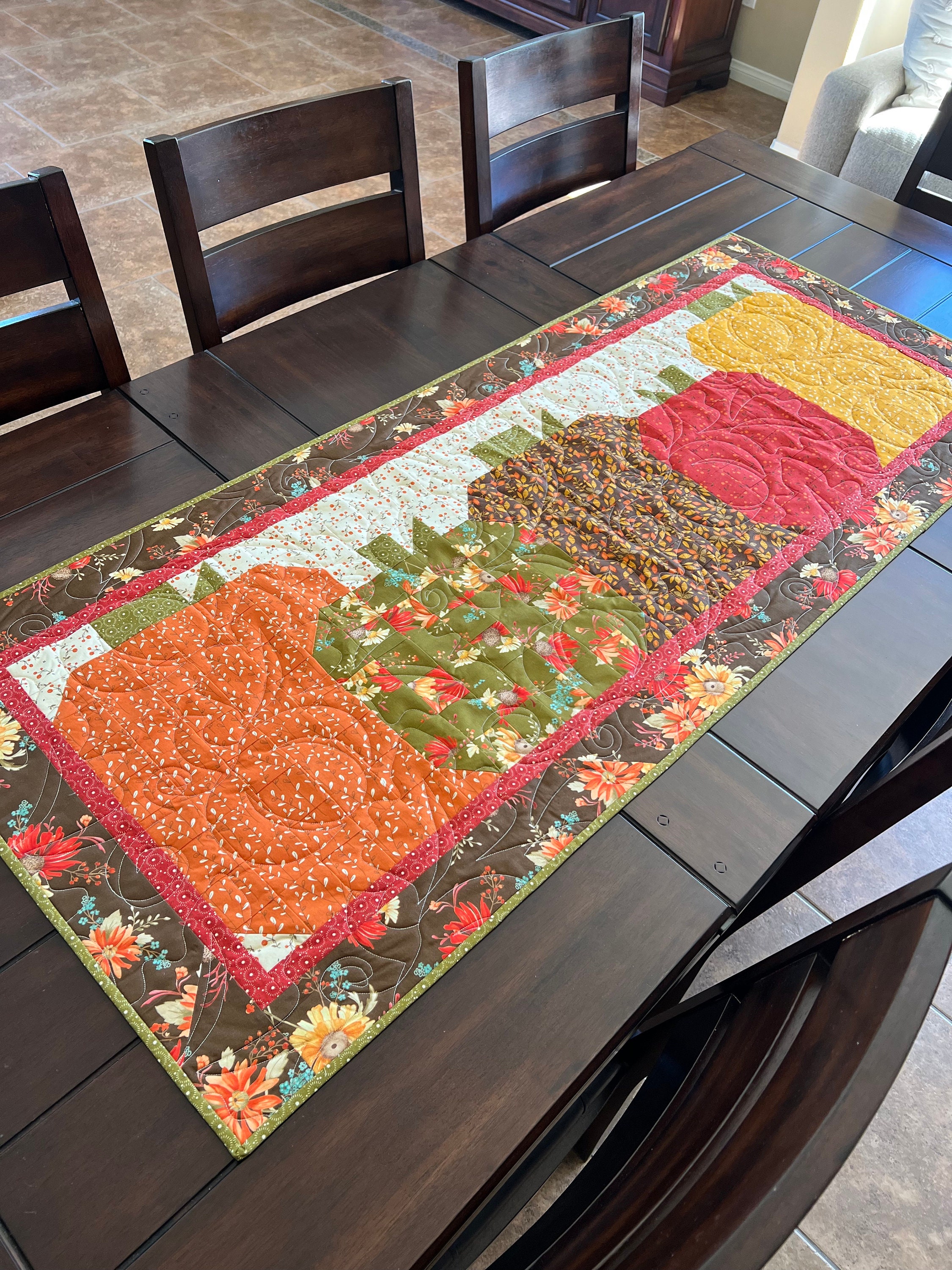 Autumn Harvest Table Runner Quilt Kit With Tensisters Handicraft ...