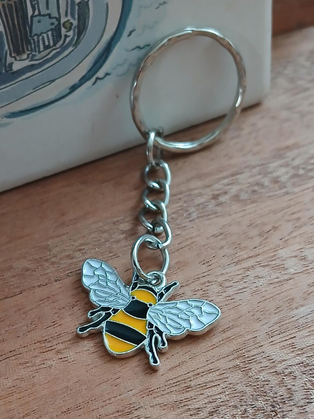 Bee Keyring (silver Colour) (birthday, Loved Ones, Manchester Bee ...
