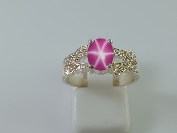 Lindy Pink Star Ring for Women Unique Ruby Star Ring in 925 | Etsy