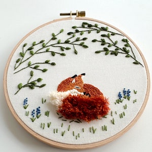 Sleeping Fox Embroidery Pattern PDF Sleepy Mama Fox and Little Cub ...