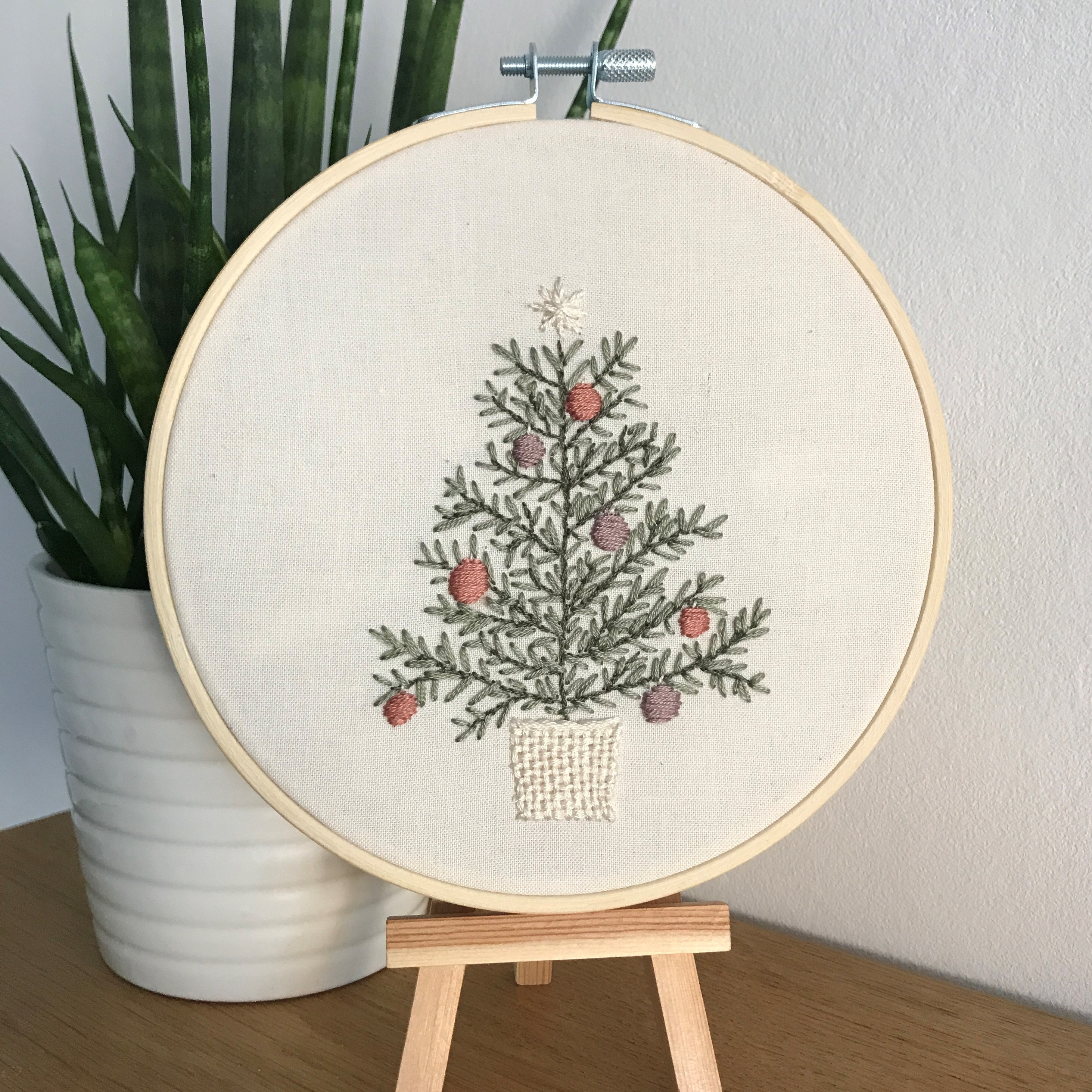 Christmas Tree Hand Embroidery Pattern Beginner Christmas - Etsy