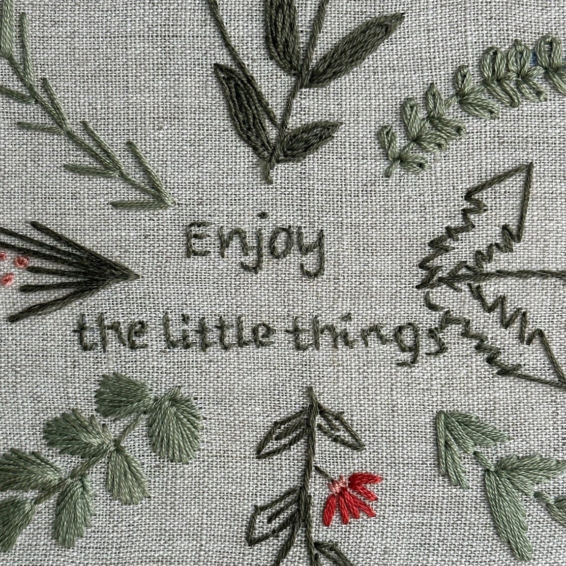 Small Flowers Embroidery Design With the Text Quote Enjoy - Etsy