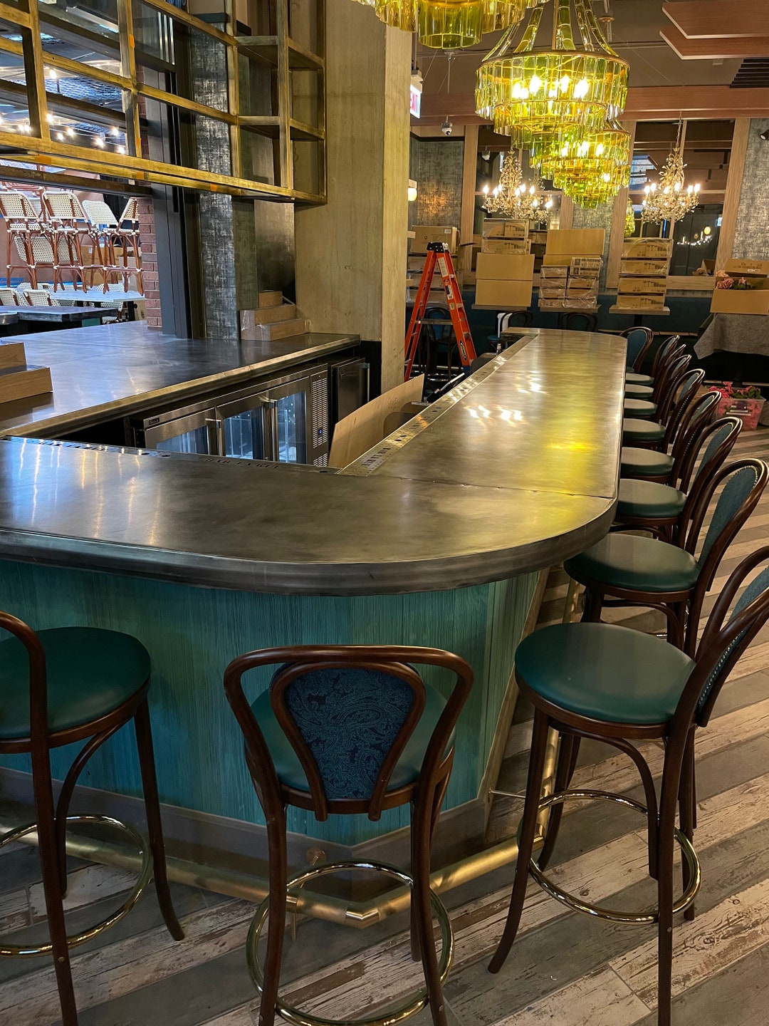 Commercial Metal Bar Tops- Custom Zinc, Copper and Brass Restaurant Bar ...