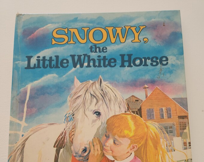 Snow the Little White Horse by Suzanne Reynolds -- 1965 Vintage ...