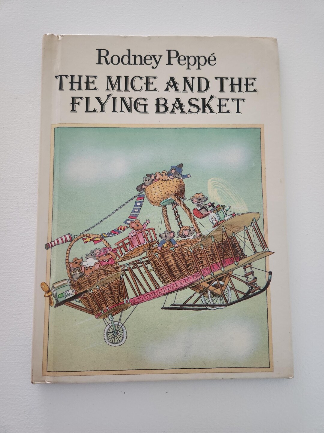 The Mice and the Flying Basket by Rodney Peppe -- 1985 Vintage Children ...