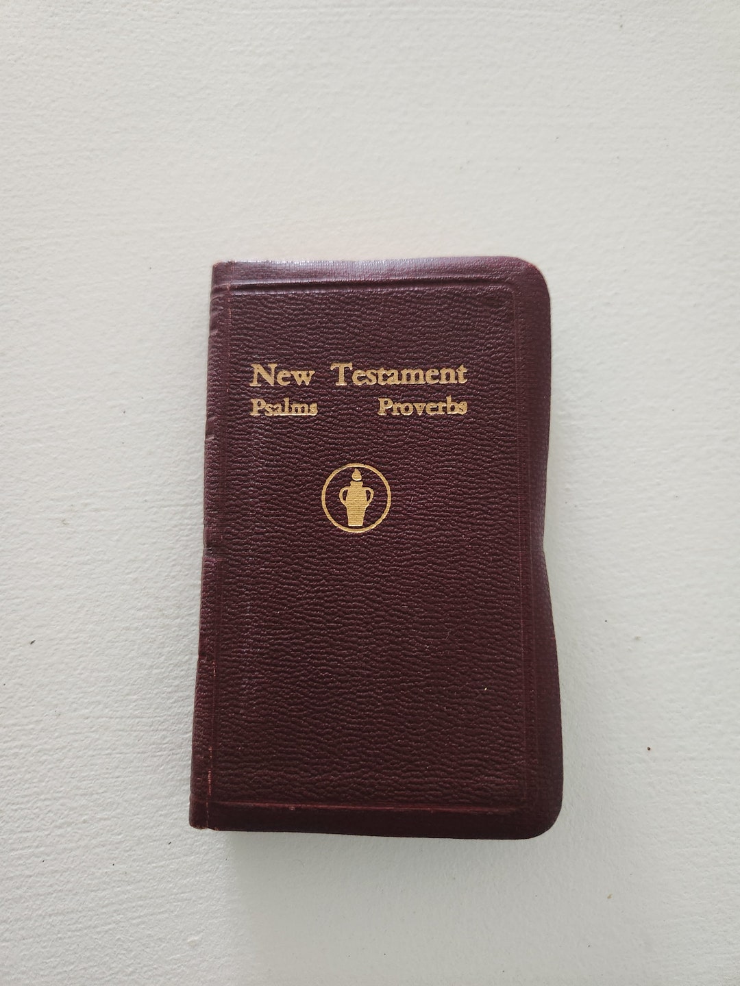 New Testament Psalms Proverbs the Gideons Book -- 1952 Vintage Bible ...