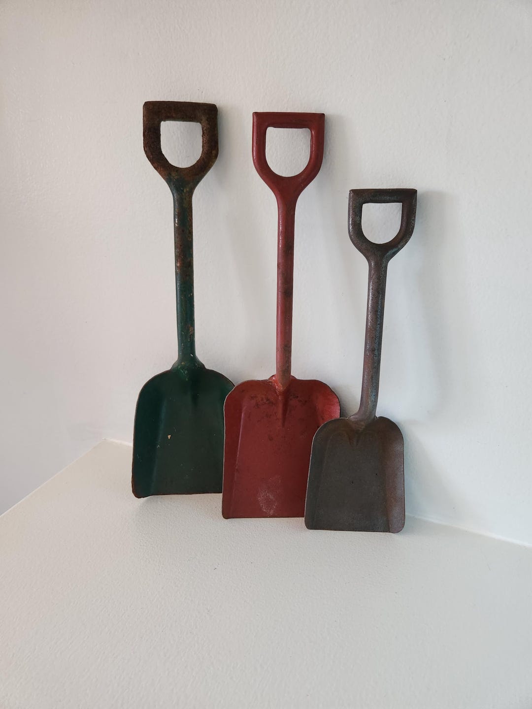 Vintage Child Beach Shovel -- Set of 3 Metal Sand Shovels -- Children's ...