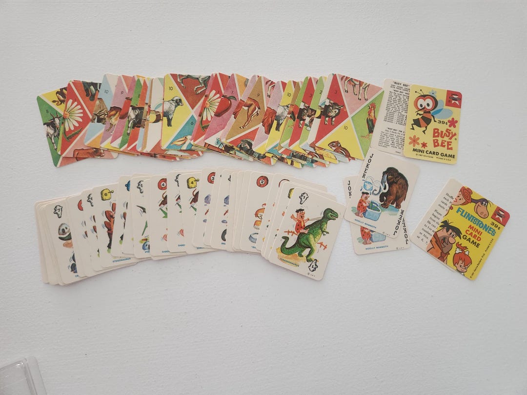 Vintage 1967 Flintstones Busy Bee Mini Playing Card Game Retro