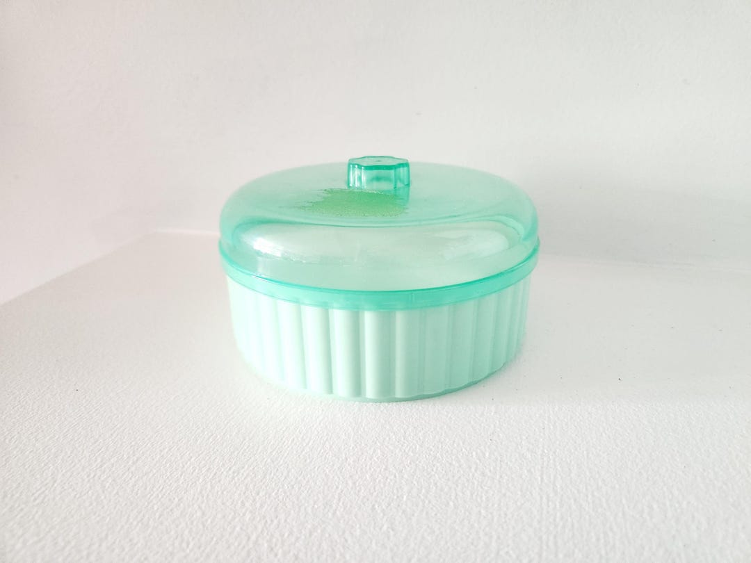 Vintage Ponds Dream Flower Perfumed Dusting Powder -- Vintage Beauty ...