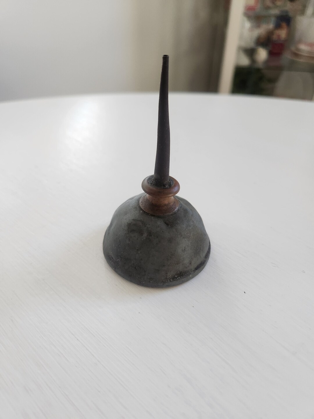 Vintage Machinery Sewing Oiler -- Small Metal Thumb Pump Squirt Oiler ...