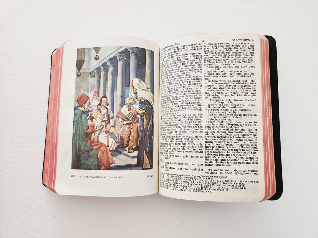 The Holy Bible Cokesbury Self Pronouncing Edition Old & New Testaments ...