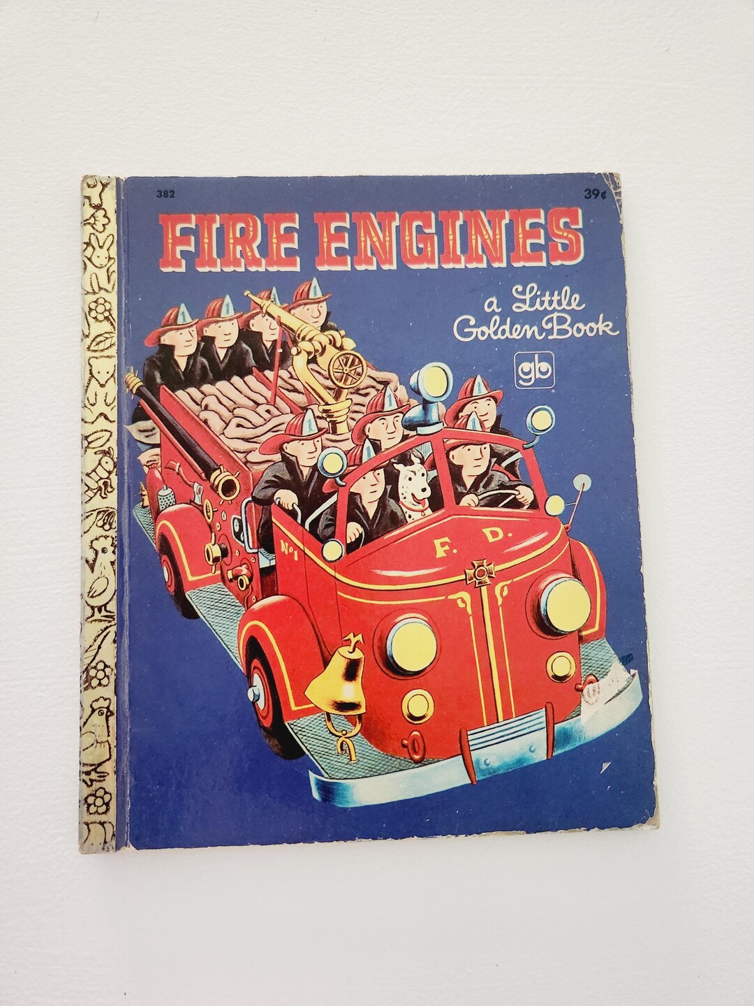 Fire Engines Pictures by Tibor Gergely { 1971 } Vintage Children's ...