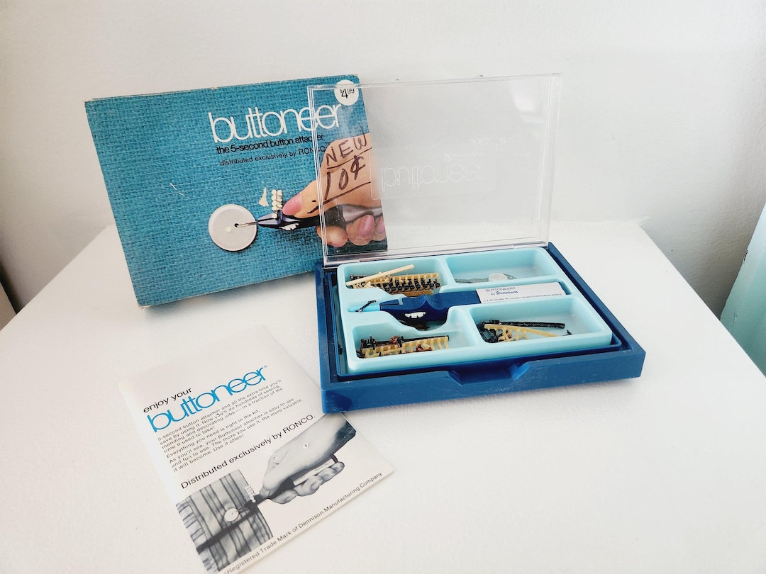 Vintage Dennison Buttoneer Kit 5 Second Button Attacher -- Hand Held ...