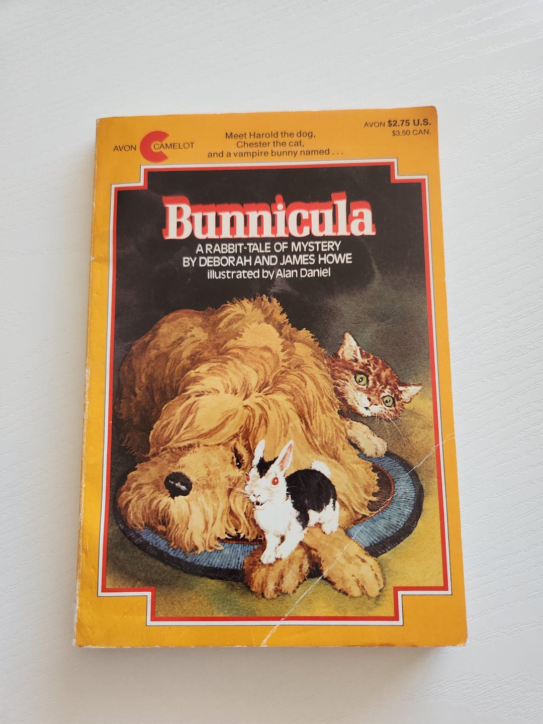Bunnicula A Rabbit Tale of Mystery by Deborah & James Howe -- 1980 ...