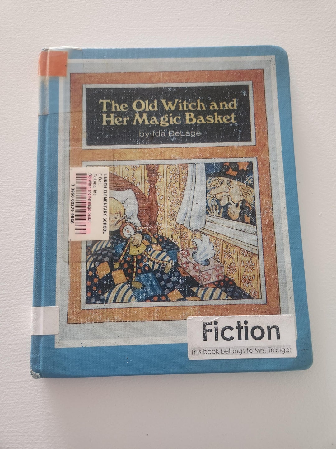 The Old Witch and Her Magic Basket by Ida Delage -- 1978 Vintage ...