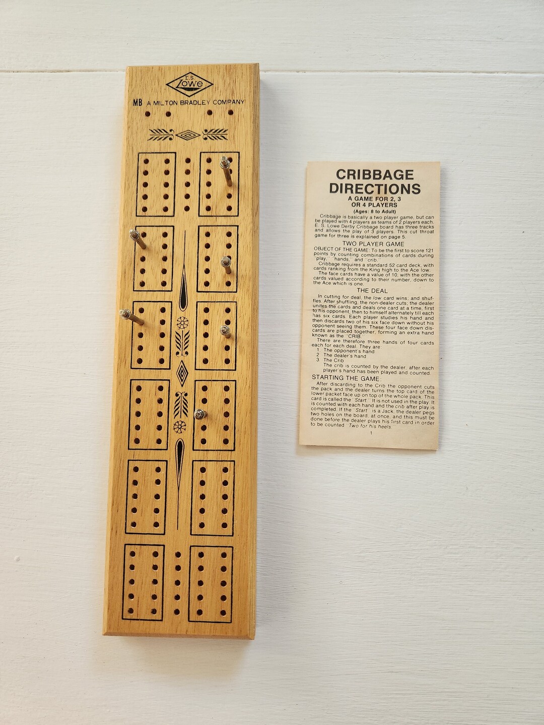 Vintage Cribbage Board Game Lowe Wooden Two Player Cribbage Board Game ...