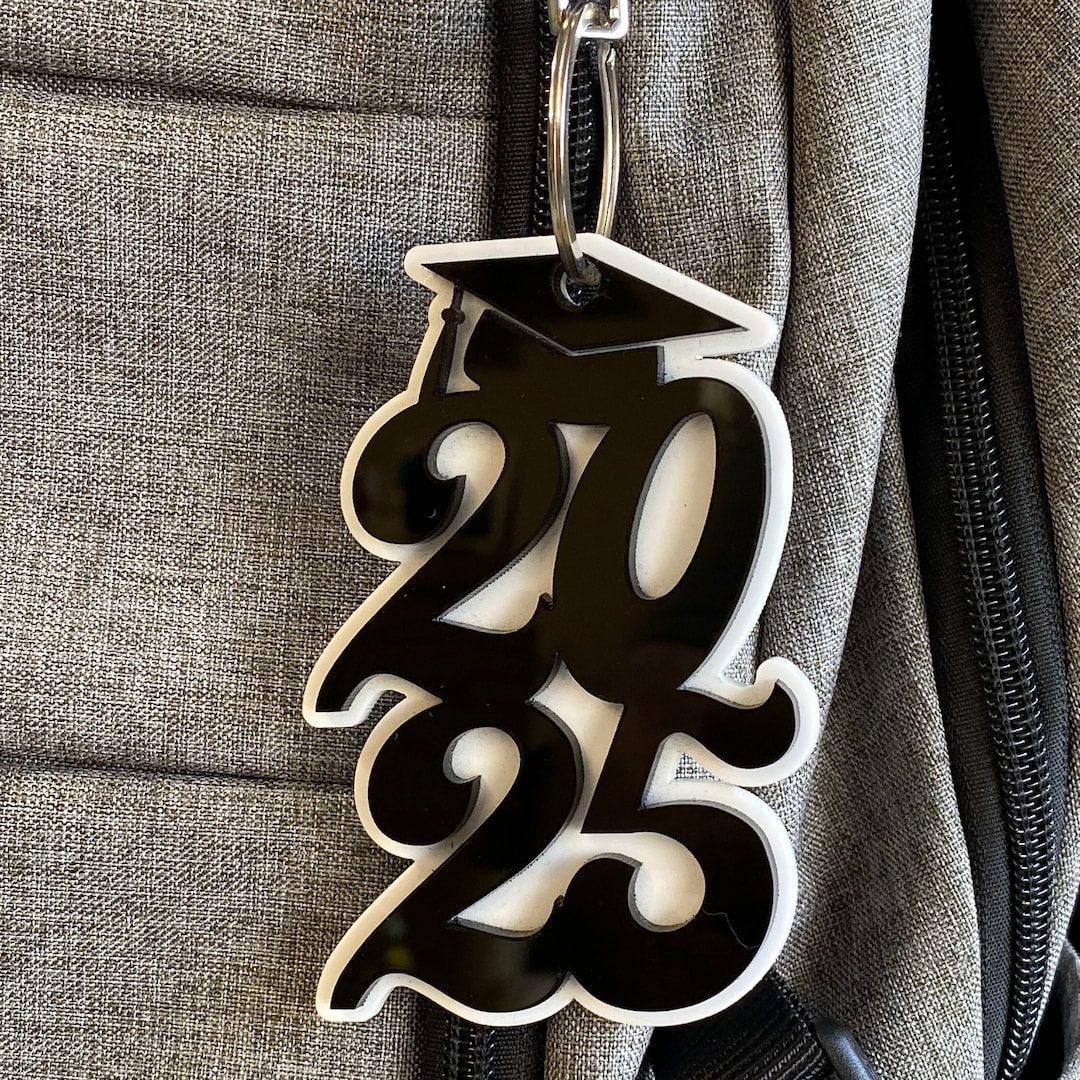 Personalized Class of 2025 Graduation Year Key Chains - Etsy