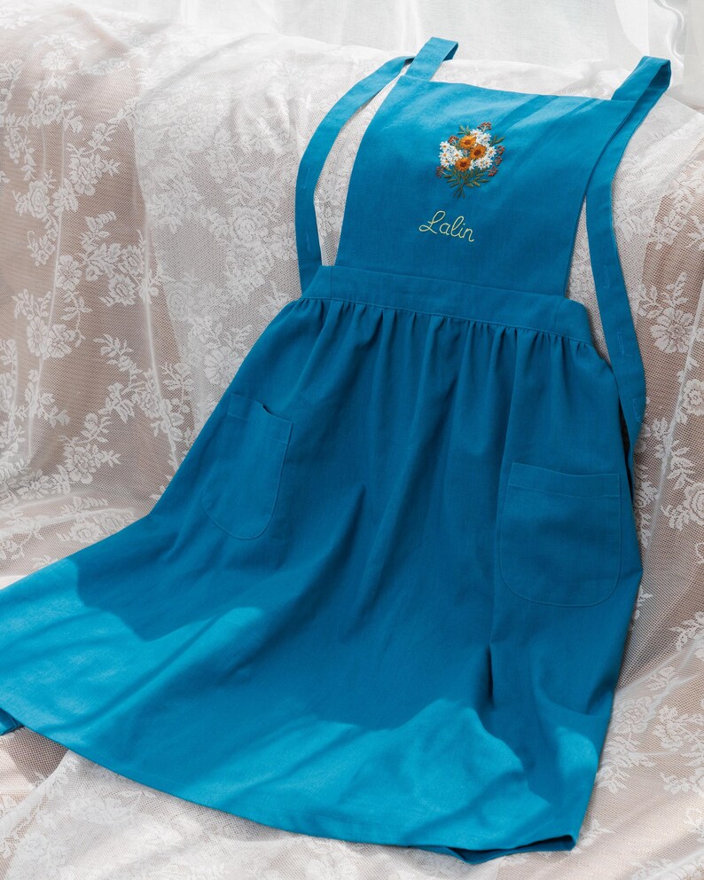 Floral Embroidered Apron for Women, Personalized Hand-embroidered Apron ...