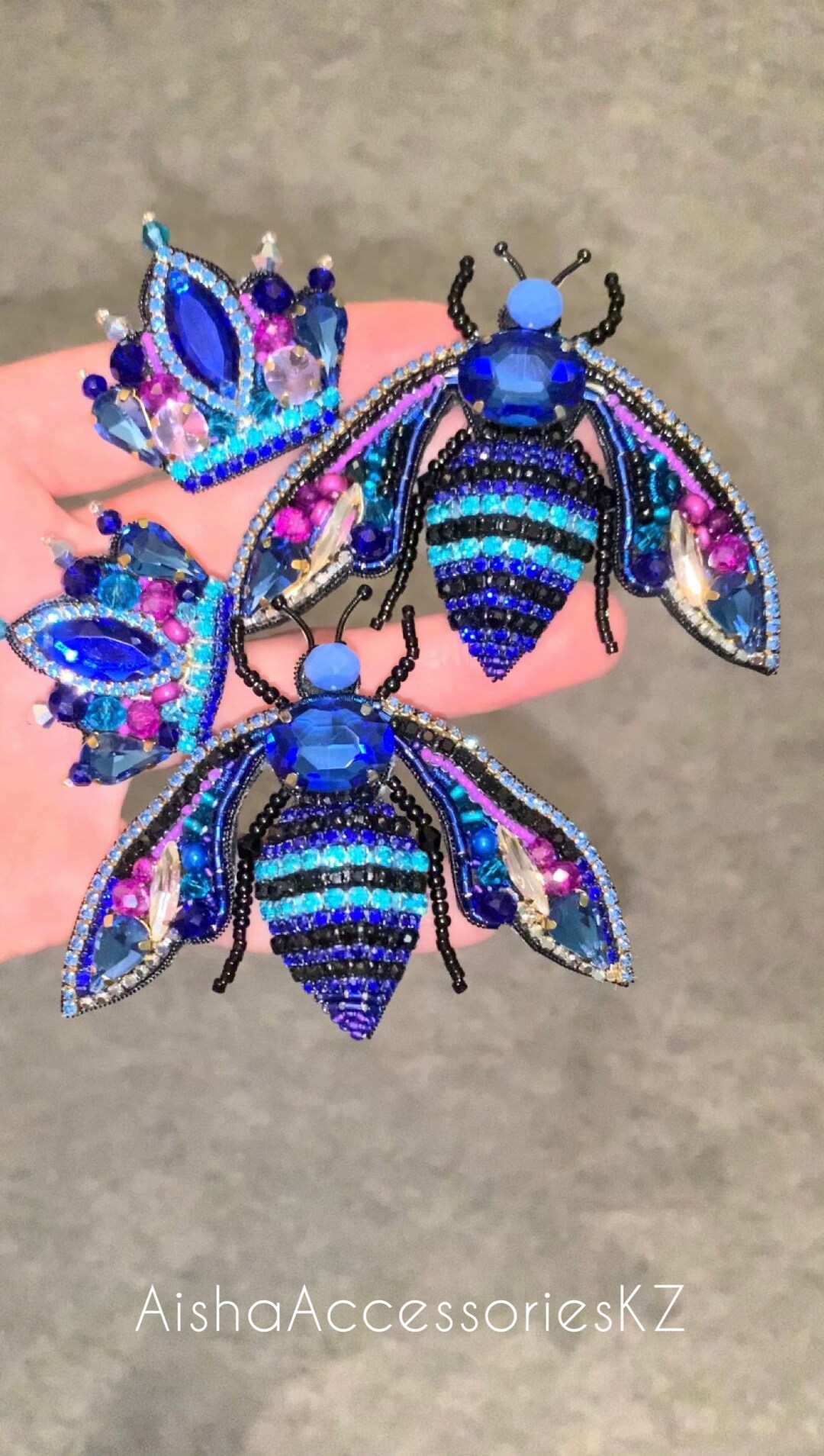 Unique Realistic Queen Bee Brooch Pin Sparkling Crystal Beaded Honey ...
